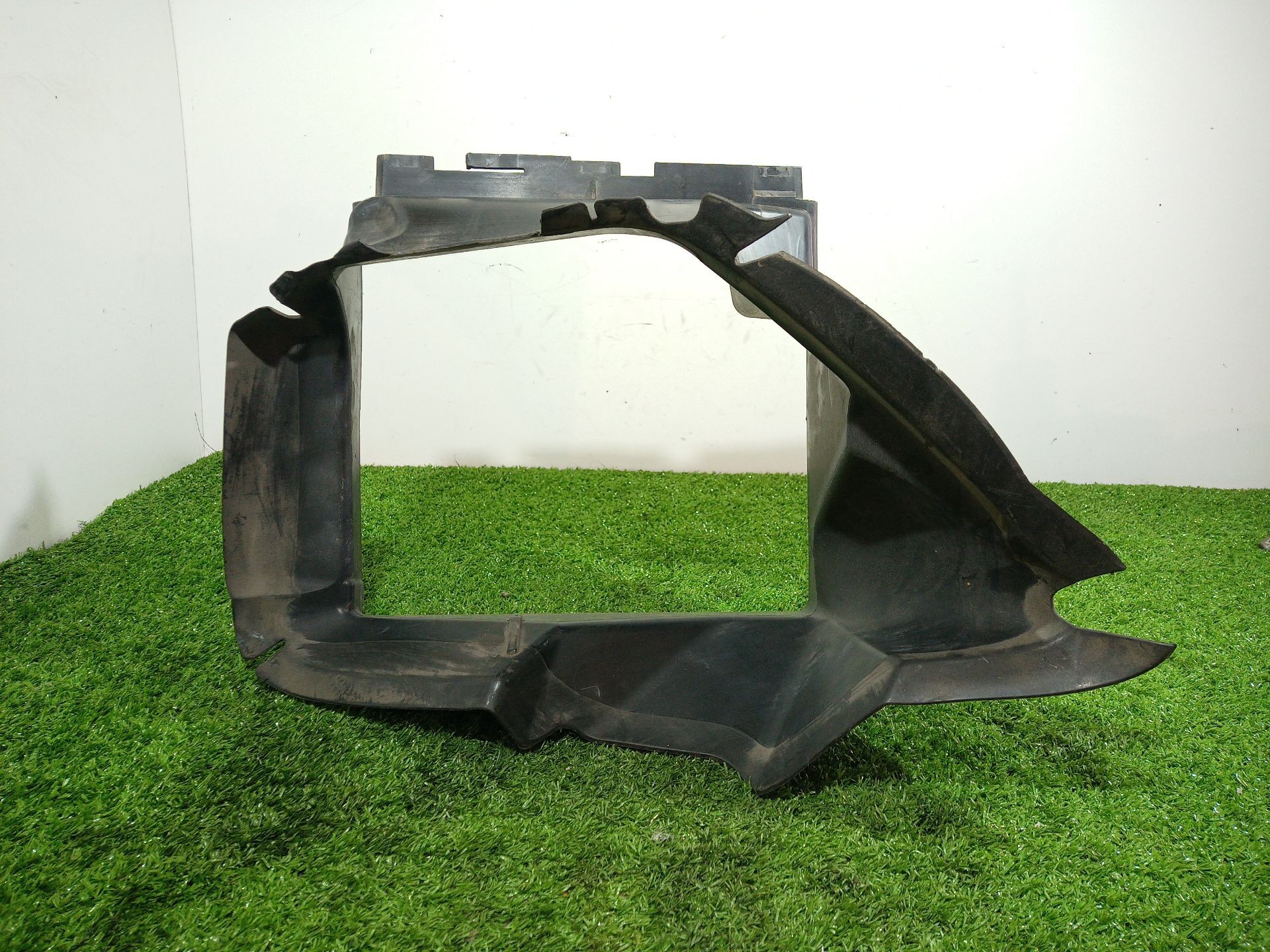 7P6117335A MODANATURA / 7P6117335 / 7P6117335A / 810733 PER VOLKSWAGEN ...